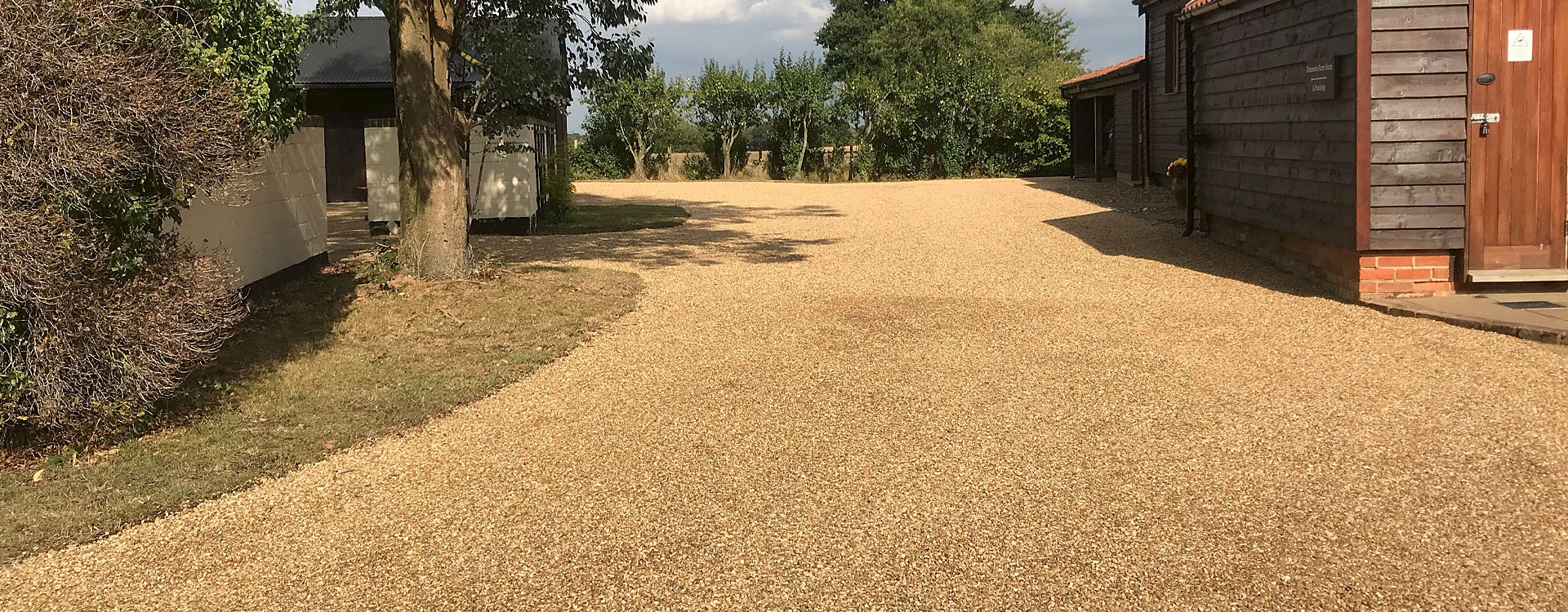 Tar & Stone Driveway Specialists | Suffolk | David P Wilson